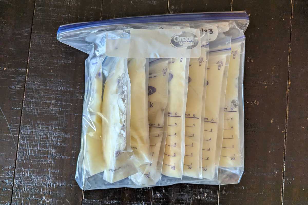 A Complete Guide to Traveling With Breast Milk - Diary of a Midwest Mom